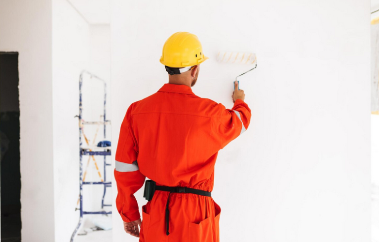 Rénovation intérieure : l'art du peintre et plaquiste